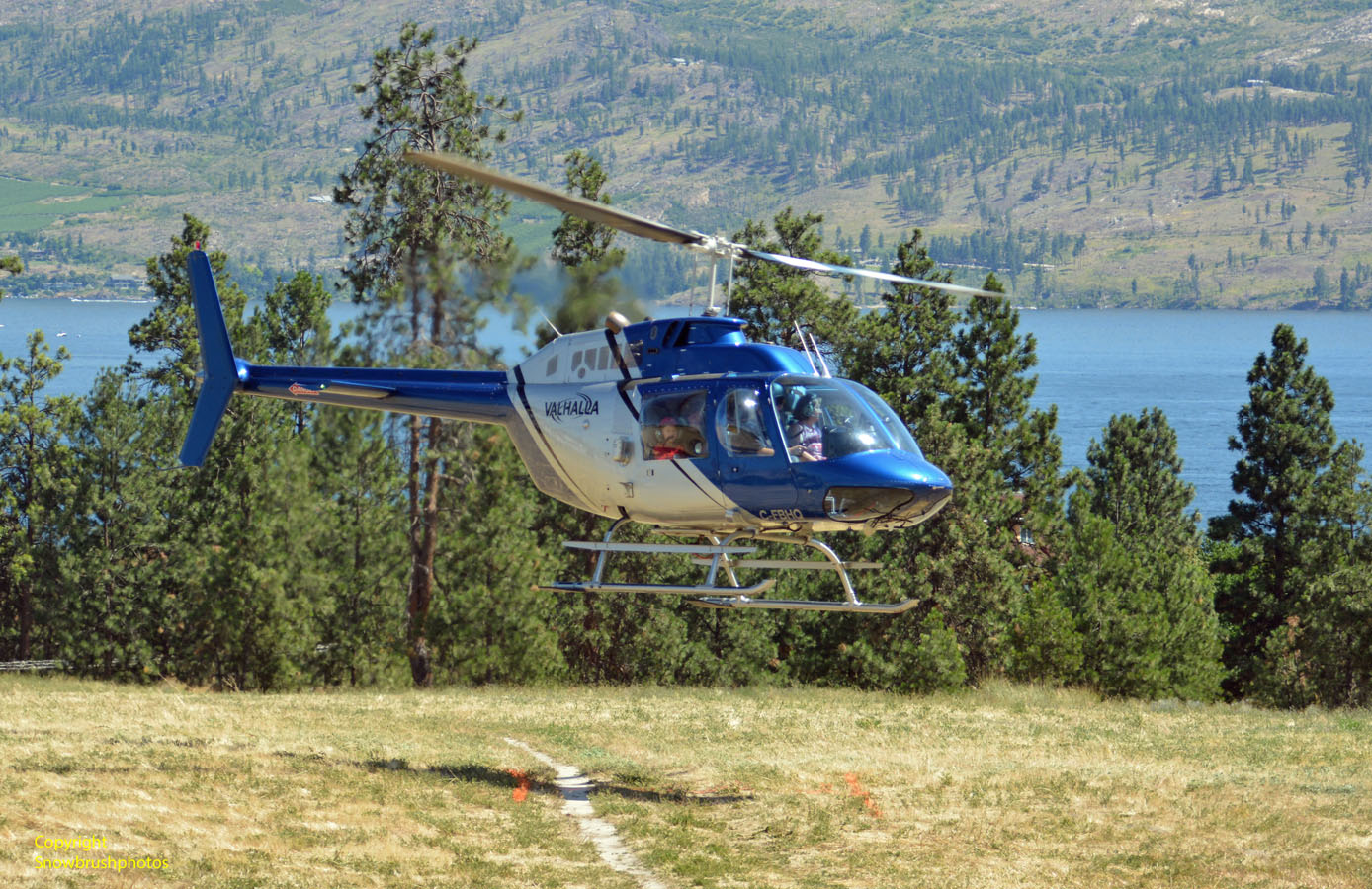 Kelowna & Okanagan Helicopter Tours - Fly High with Valhalla
